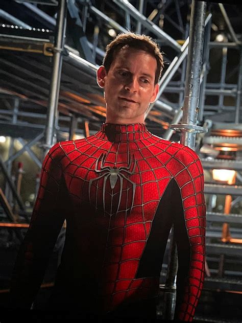 Spider Man Suit Tobey Maguire All 14 Spider Man Suits In Marvel