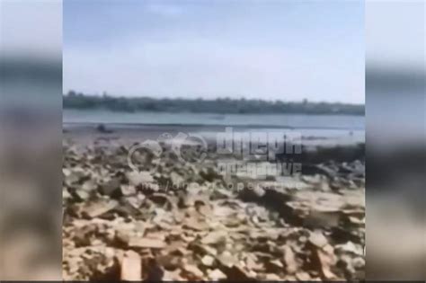 Мешканці Нікопольщини знайшли на дні Каховського водосховища кладовище біля церкви і снаряди