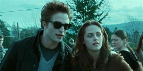 Twilight Bella And Edwards Parking Lot Scene Is Underrated