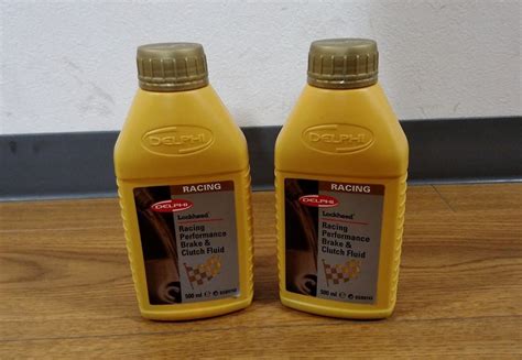 자동차 브레이크액의 종류와 점검방법 교환주기는 픽플러스