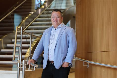 Dix Questions à Sébastien Bourassa Navoir Quun Seul Employeur Toute Sa Vie La Presse