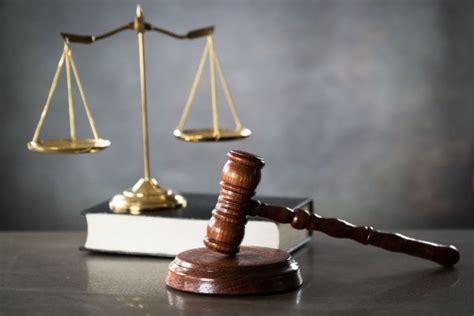 Увольнение сотрудников при отказе от переезда мнение КС РФ