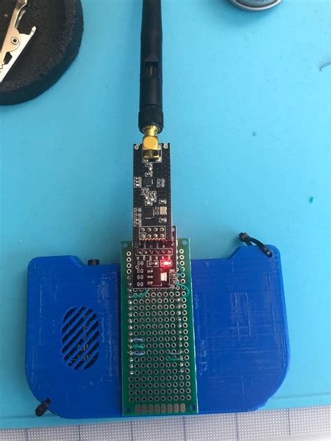 Measuring The Range Of Nrf24l01 Modules With Circuitpython Tea And