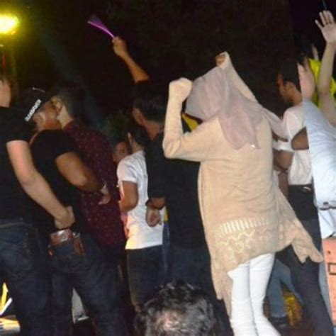 Demi Buat ‘ajeb Ajeb Cewek Di Tasikmalaya Ini Rela Buka Hijab Rancah Post