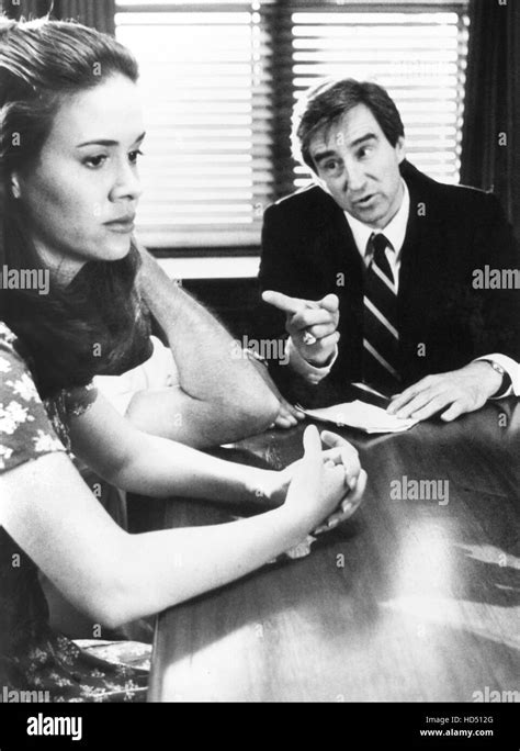 Sarah Paulson La Ley Y El Orden