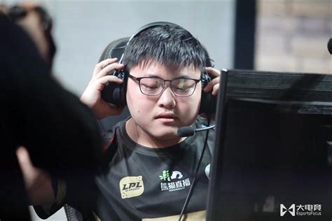 如何看待英雄联盟季中赛 Rng 首秀击败 Fnc？ 知乎