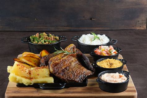 미식가 그릴 레스토랑 스테이크 메뉴 나무 배경에 뉴욕 쇠고기 스테이크 바베큐 블랙 앵거스 프라임 스테이크 로스트 비프 스테이크 디너 0명에 대한 스톡 사진 및 기타 이미지