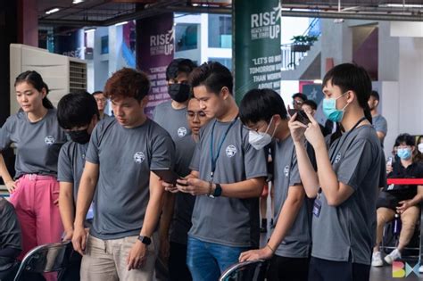 Yuan Zhen Yeoh On Linkedin 🏁 Reflecting On A Remarkable Machine Learning Journey Aws Deepracer…