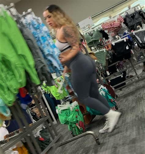 Bubble Butt Latina In Grey Leggings Spandex Leggings And Yoga Pants