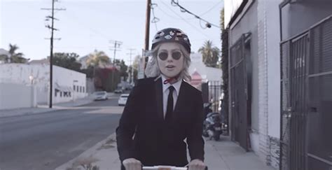 Skeleton Suit Phoebe Bridgers Phoebe Bridgers Wore A Sparkly Version Of Her Signature