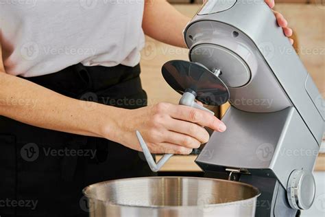 Woman Cooking At Preparing Food Using Food Processor 29232658 Stock