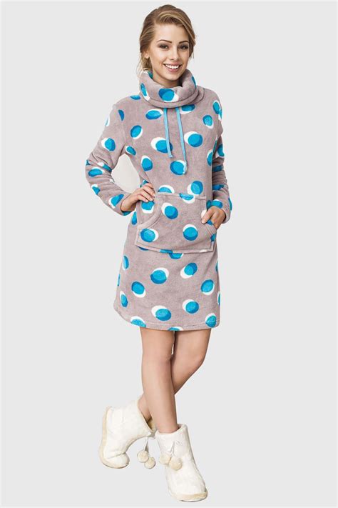 Пин на доске платья