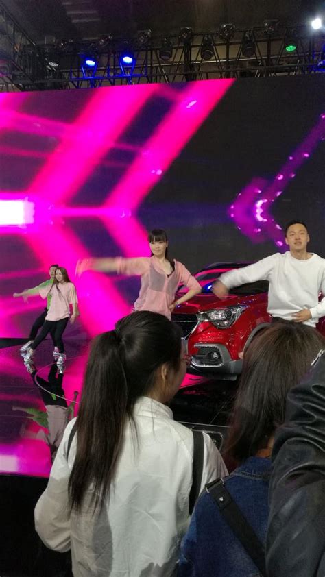 上海車展，看車，更要看美女（一） 每日頭條