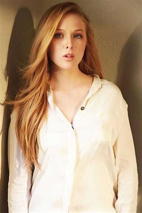 Molly Quinn Pictures Hotness Rating 91710