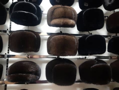 Булган малгай Цагаан сарын нүнжигтэй булган суусар малгай бүгд бэлэн байна Эрэгтэй эмэгтэй