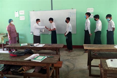 သရက်မြို့ အမှတ် ၃ အခြေခံပညာ အထက်တန်းကျောင်းခွဲ၌ ကျောင်းအခြေပြု သန်ချဆေး