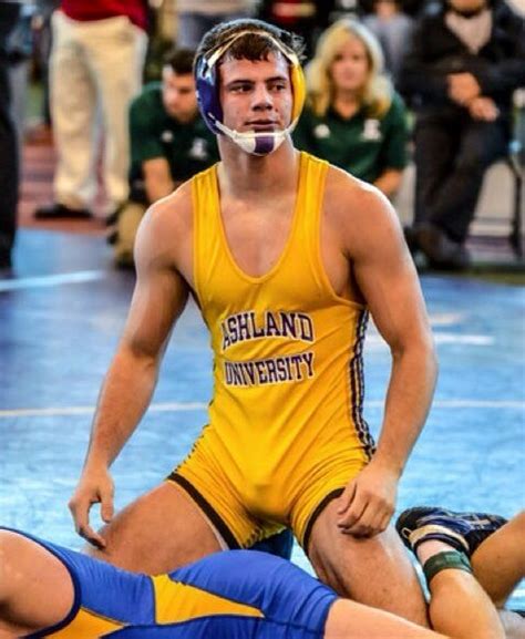 College Wrestling Bulge