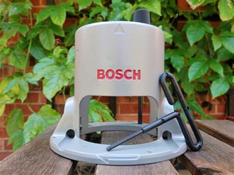 Bosch 1617evs Router Review Tools In Action Power Tool Reviews