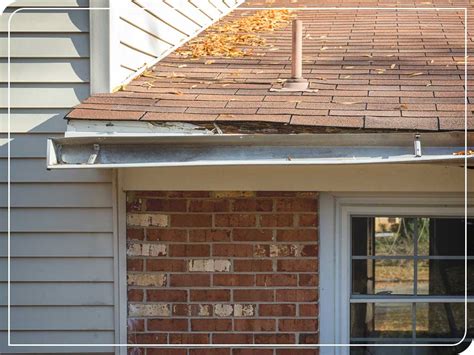 Common Gutter Issues Caused By Irregular Maintenance