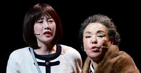 [포토] 김수미·김고은 ‘친정엄마 무대에서