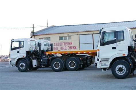 ӨНӨӨДӨР 49 ЧИНГЭЛЭГ БҮХИЙ 1000 гаруй ТОНН АЧАА БАРАА ХИЛЭЭР ОРЖ ИРЛЭЭ