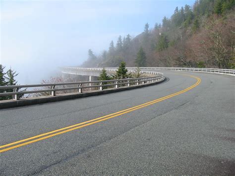 Piercing The Fog In A Devops World Sumo Logic수모로직