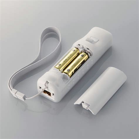 エレコム、wiiリモコンをゲームパッド風に使えるグリップやカバーを発売 Gigazine