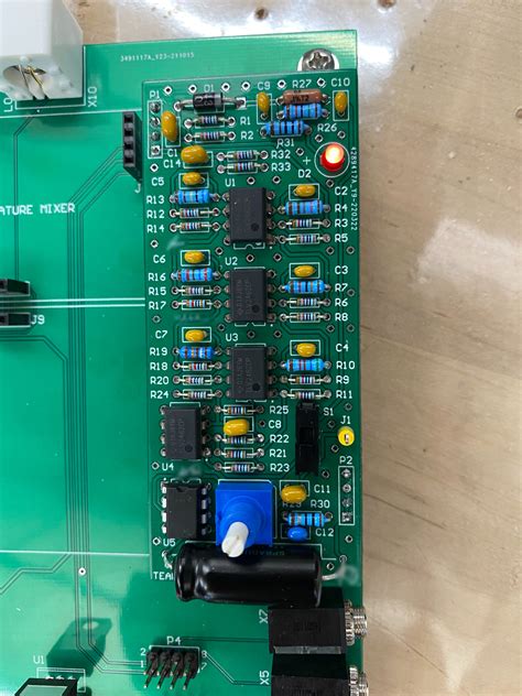 Assembly Demodulator And Audio Amplifier