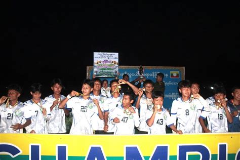 နမ့်စန်မြို့နယ်၊ မြို့နယ်ပညာရေးမှူးဖလား အခြေခံပညာကျောင်းပေါင်းစုံ အသက် ၁၆ နှစ် အောက် ဘောလုံးပ