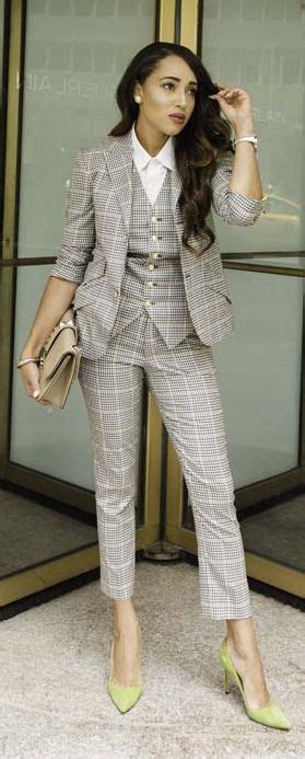 Мода 2019 брючные костюмы тенденции фото