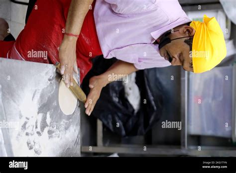 Hindu Man Preparing Indian Flat Bread Chapathi From Wheat Dough Shiva Hindu Temple Dubai