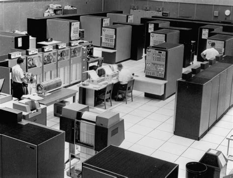 A Look At Ibm S 360 Core Memory In The 1960s 128 Kilobytes Weighed