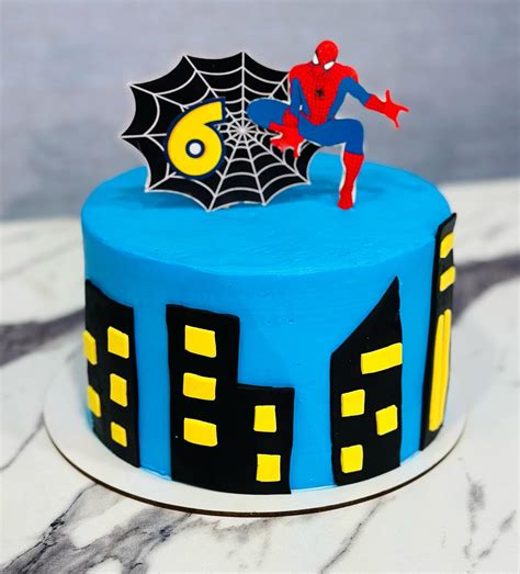 Momyfingerfood کیک تولد اسپایدر من برای اقا سامان عزیز