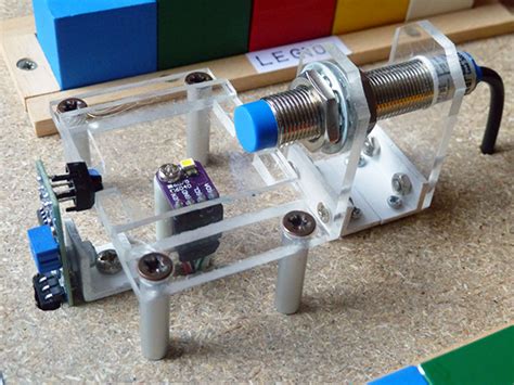 Robot Arm Di Nicholas Lo Sketch Mauro Alfieri Wearable Domotica Robotica