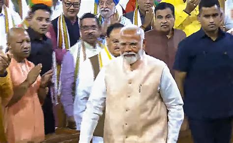 At Nda Meet Key Allies C Naidu Nitish Kumar Endorse Narendra Modi For Pm