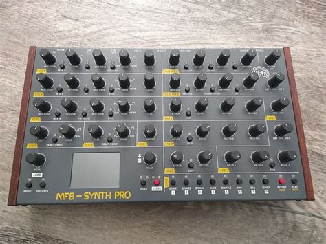 Mfb Synth Pro 8 Voice Analog Synthesizer Reverb