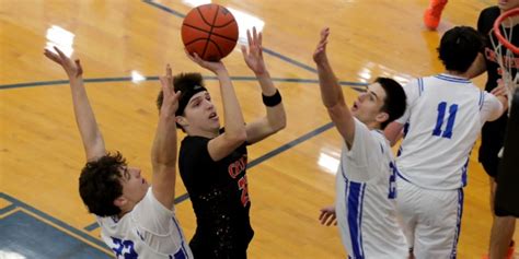 Crater Climbs Back With 4th Quarter Rally To Stun South Medford Rogue
