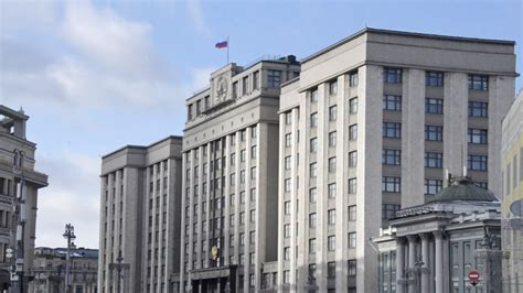 Госдума приняла закон о скидке на госпошлину при дарении жилья родственнику — РТ на русском