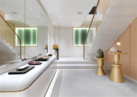 Universal Design Studio Creates Interior For Jandm Davidson