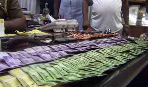 අයිස් හා කේරල ගංජා බෙදාහරින අයියා මලෝ අල්ලයි Ada Online