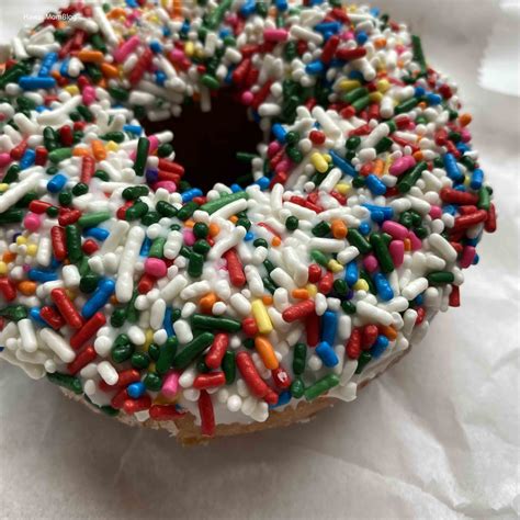 Hawaii Mom Blog Visit Chicago Do Rite Donuts And Chicken