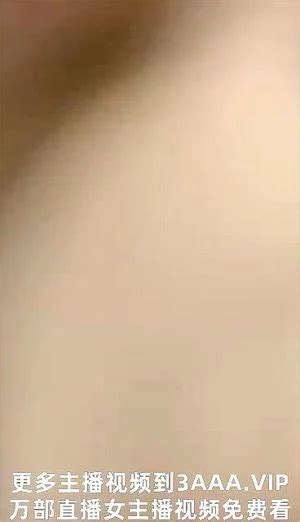 Watch 大学生宝贝初次下海直播赚外快，全程露脸跟狼友互动撩骚，奶子和逼逼都很嫩，奶头凹陷抠出来特写展示小洞洞 中国 探花 直播