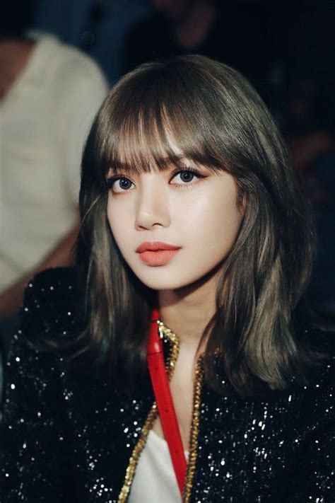 Blackpink Lisa Celine Parisfashionweekshow Jennie Blackpink Blackpink Lisa Kpop Girl