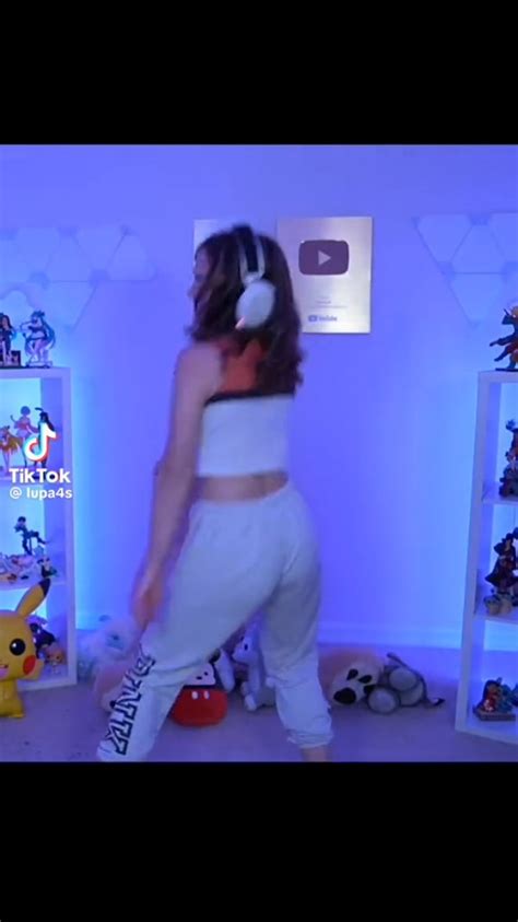 Staryuuki 🍑🤤 Rstaryuukisincensura