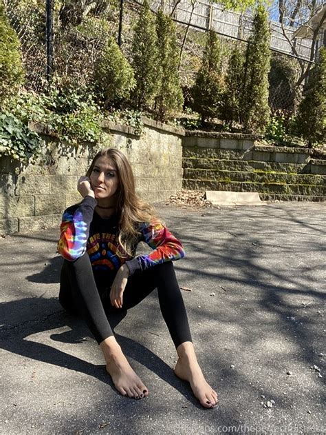 Xyan Feet Toes Pin 66354477