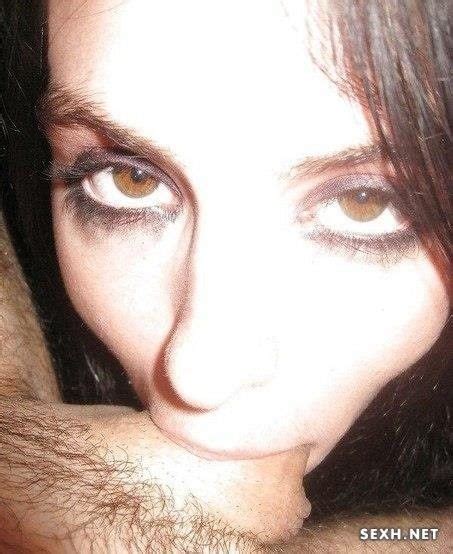 Развратные девицы занимаются сексом с несколькими мужчинами Pic