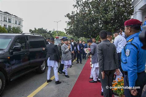 Prime Minister Oli Welcomed At Singha Durbar Photo Onlinekhabar