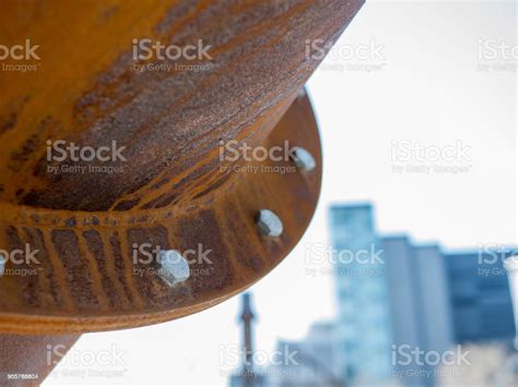 볼트와 너트와 플랜지 파이프입니다 물 펌프 산업에 대 한 파이프라인 0명에 대한 스톡 사진 및 기타 이미지 0명 가솔린