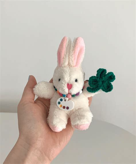 닷닷잡화점 네잎클로버 행운의 토끼 인형 키링 가방고리 책가방 키홀더 위시버킷