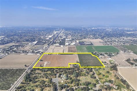 S Mooney Blvd Visalia Ca 93277 Mls 226955 Redfin